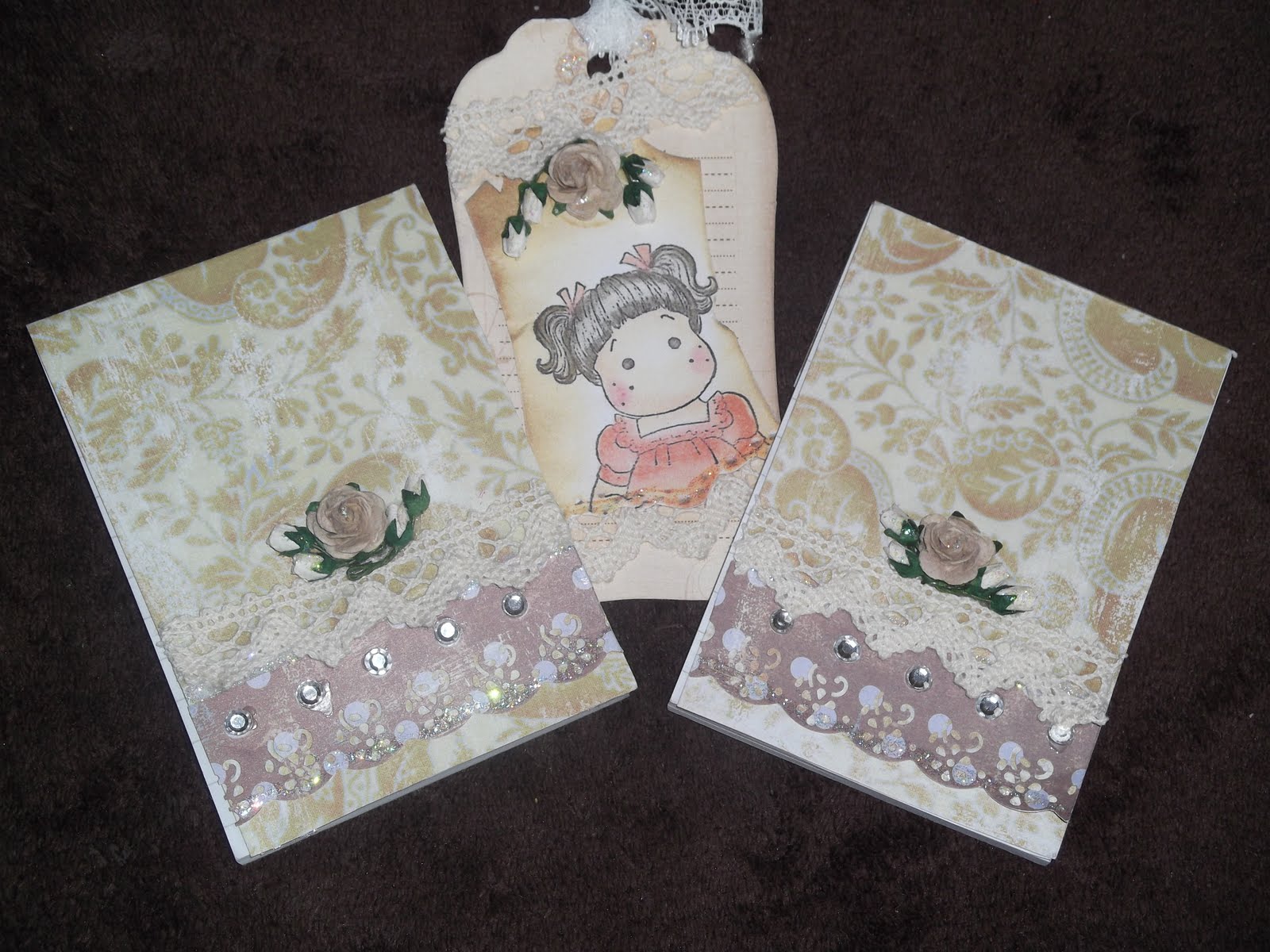 AMANDA'S CREATIONS: Hand decorated notepads & notebooks with tags