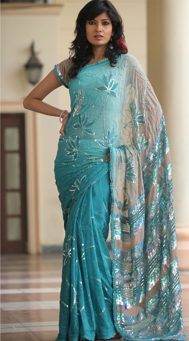 G Fashion Love: Latest Saree Designs for Pakistani Women