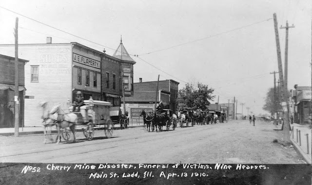 The Digital Research Library of Illinois History Journal™ : The ...