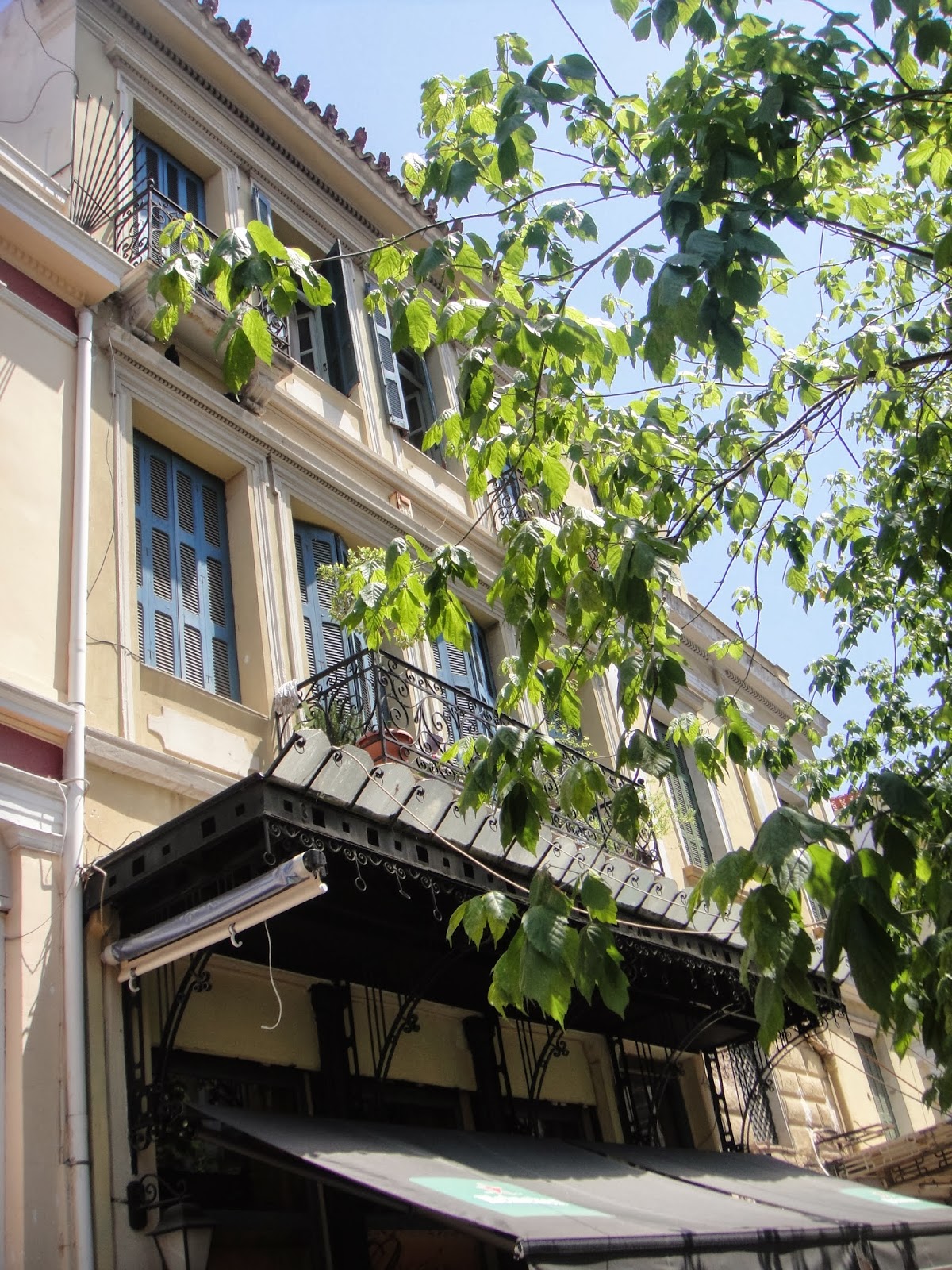 Ταξιδεύοντας στα σύννεφα..: ΠΕΡΙΠΑΤΟΙ ΣΤΟ ΚΕΝΤΡΟ ΤΗΣ ΑΘΗΝΑΣ-ΚΑΦΕ ΚΑΙ ...