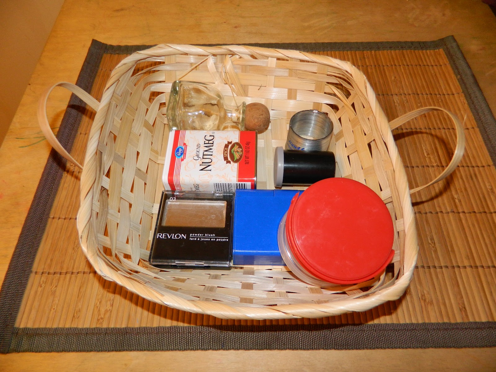 Post-Apocalyptic Homeschool: Montessori-Inspired Toddler Activity Trays