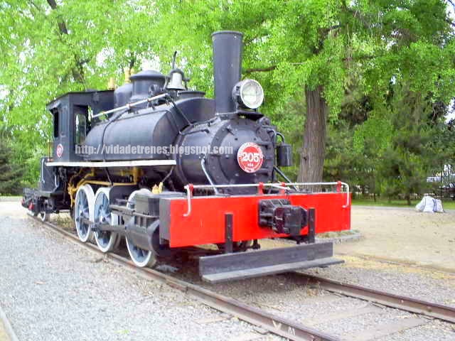 Locomotoras Nºs 205 y 211_Museo Ferroviario de Santiago de Chile ...