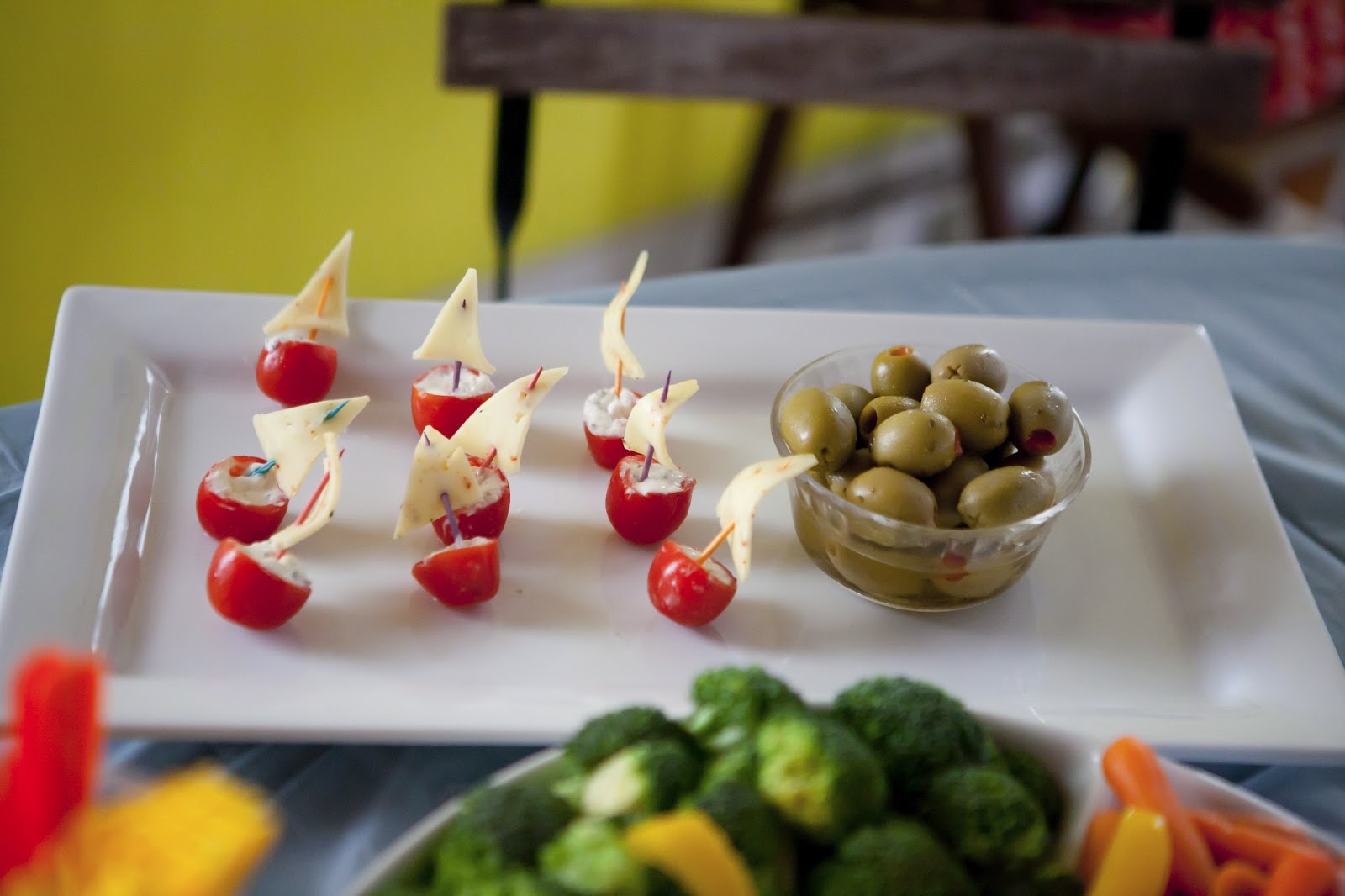 Ashley Hughes-Hailstone: Emerson's 'Bubble Guppies' 2nd Birthday Party