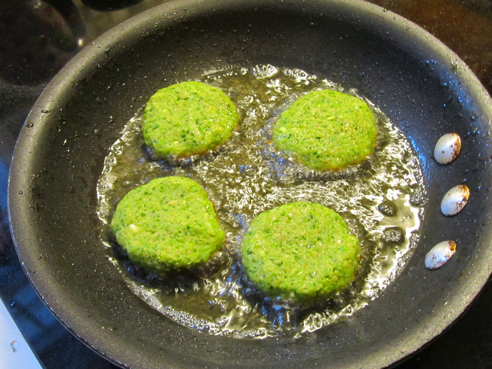 The Iraqi Family Cookbook: Easy Falafel Recipe