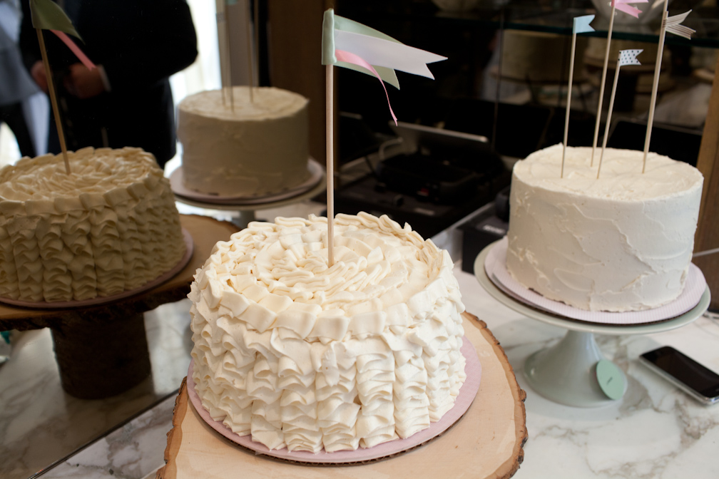 Cute Wedding Cakes For A Cute Bride (and Groom!) - Coco Cake Land