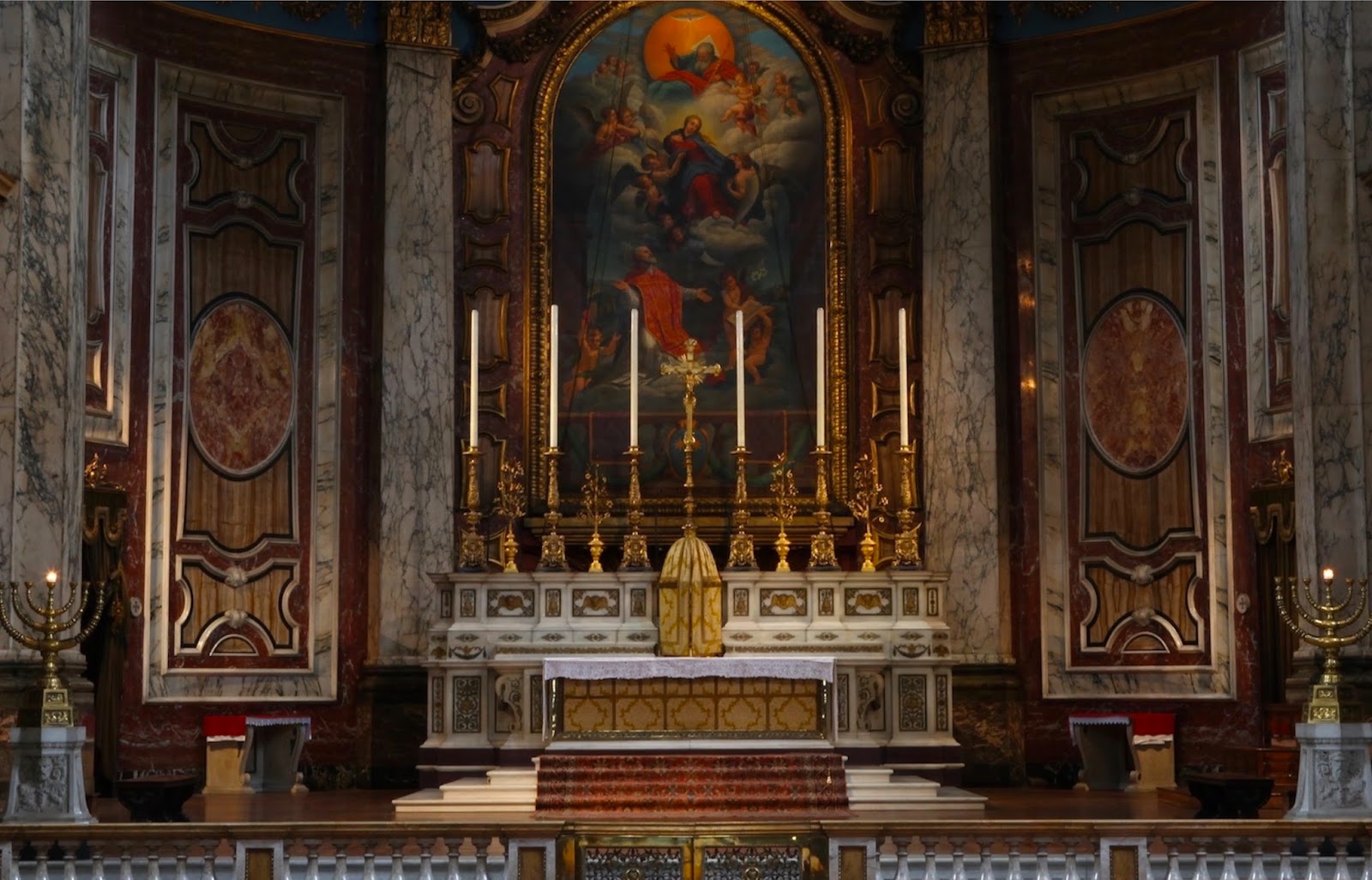 The Historical, Theological, Liturgical and Artistic Case for Altar ...