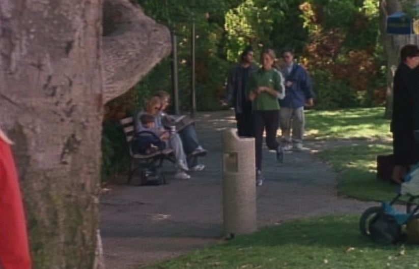 Filming Locations of Chicago and Los Angeles: Friends: Season 6