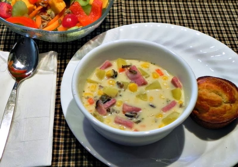 The Iowa Housewife: Wild Rice and Ham Chowder