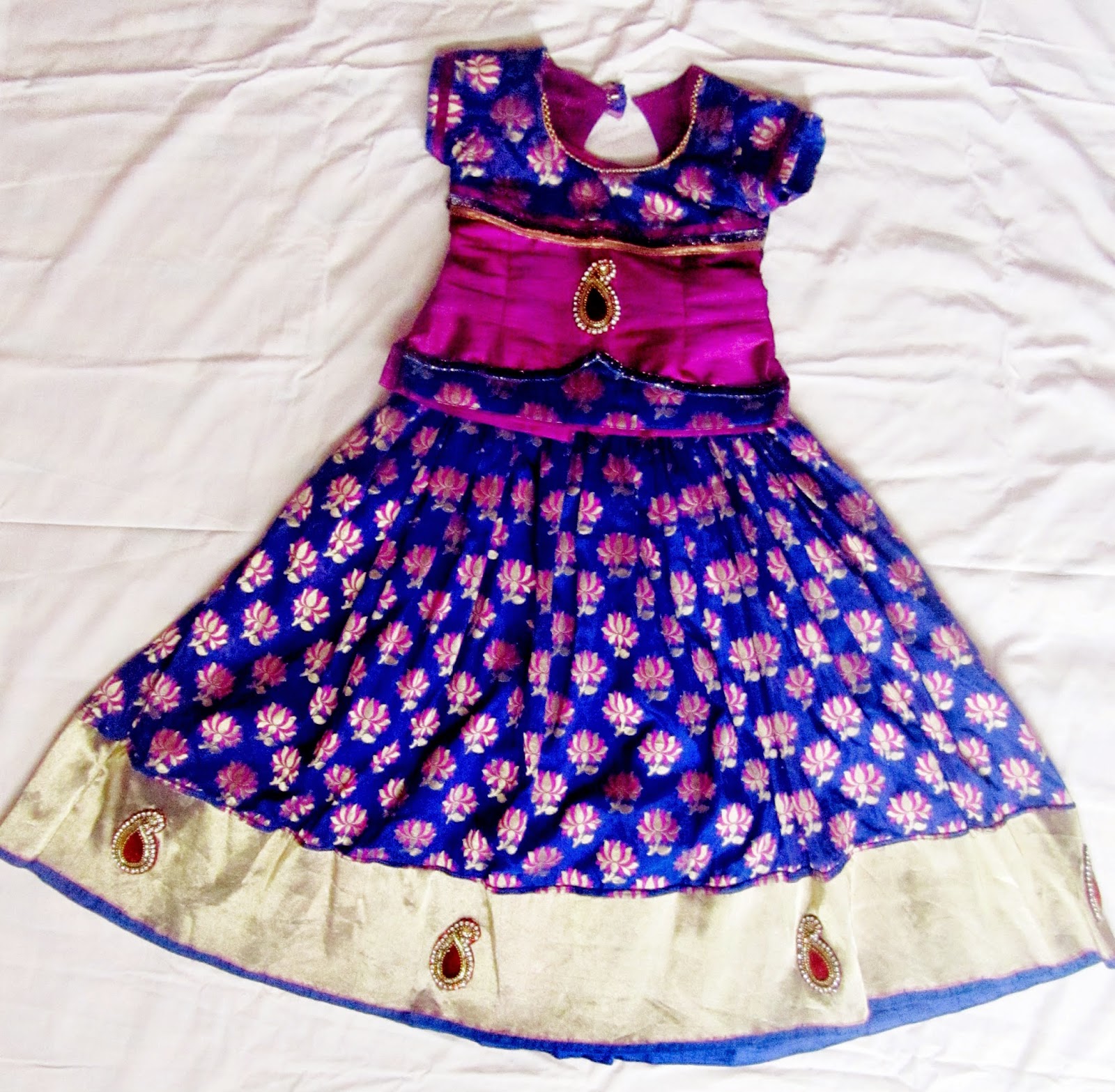 Kids Traditions: Blue Banaras Pattu Langa
