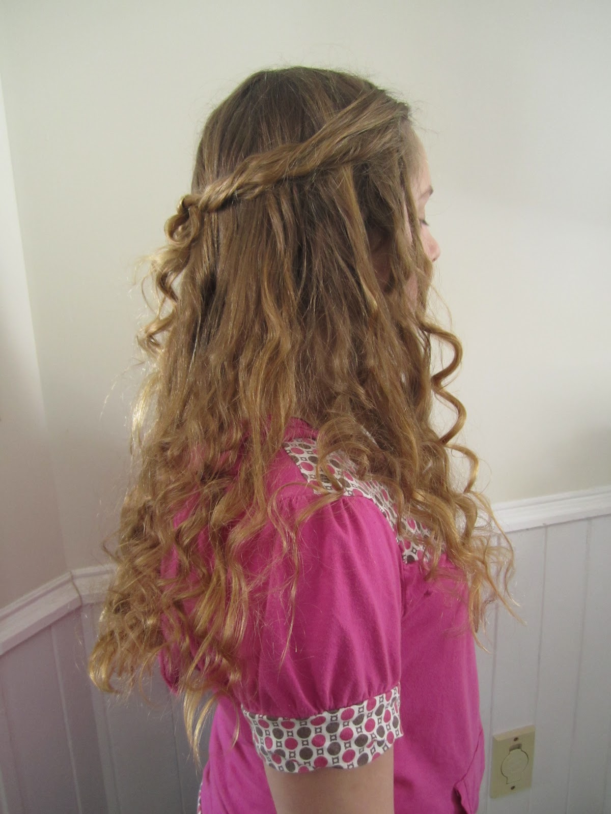 A crown of Jewels: Cocoon Curls make your hair curly