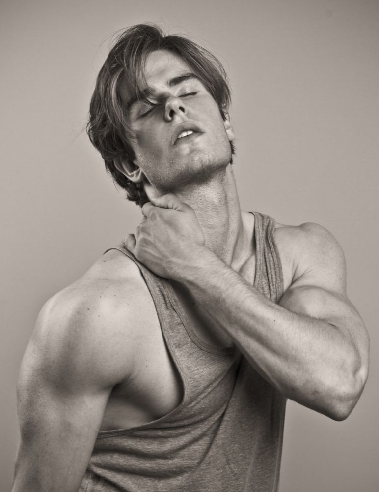 MaBoy Magazine: Mathieu Elfferich by Paul Van Der Linde | Look Issue