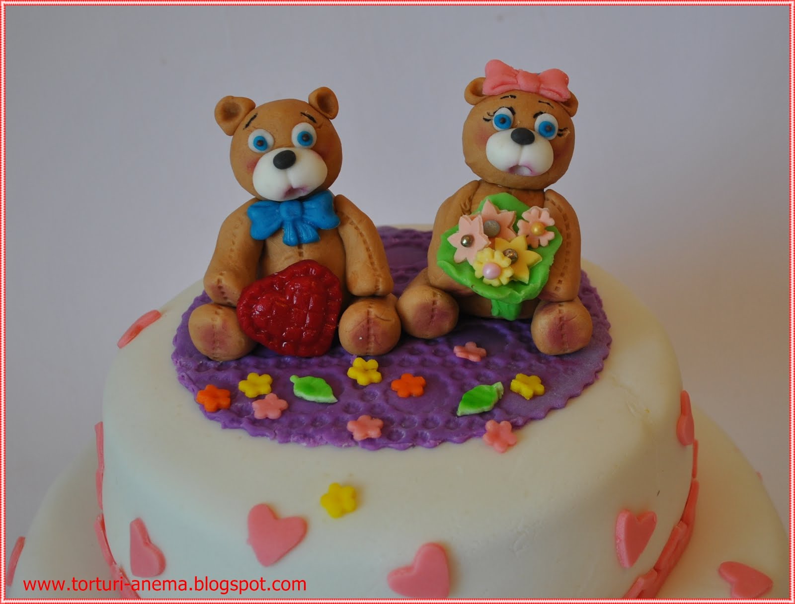 Pasiunea mea dulce...: Tort Ursuletii Indragostiti (Teddy Bear Cake)