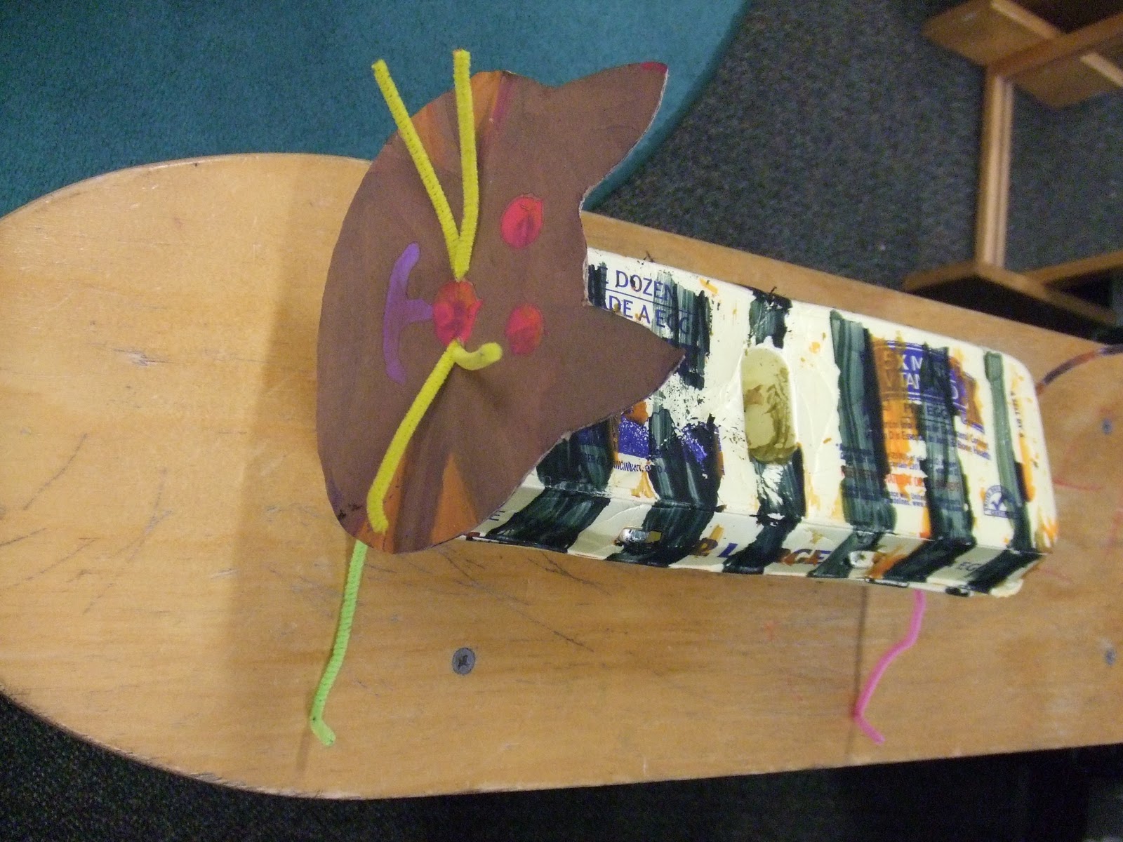 Cachey Mama's World of Learning: Animals from Recycled Materials and More!