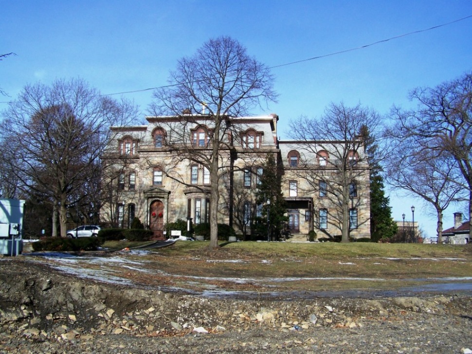Frank's Place: Scranton Mansion