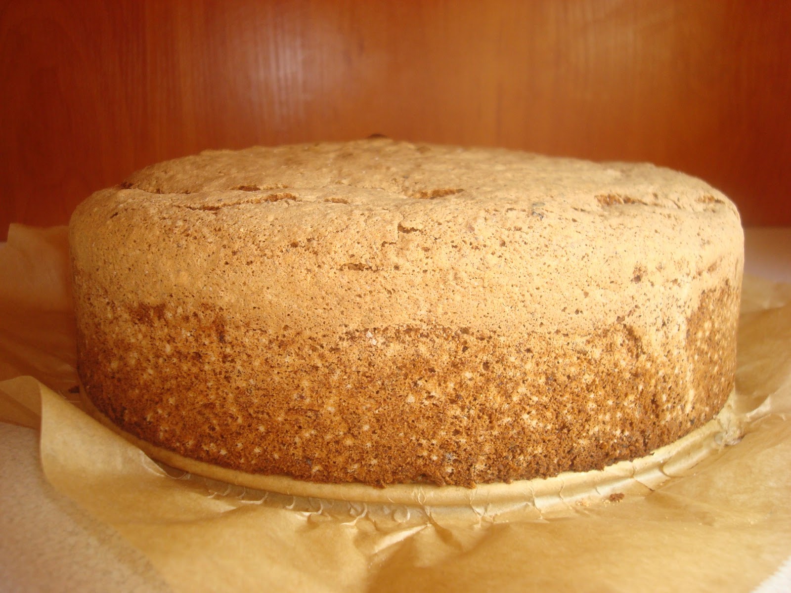 Kuchenne hity ... : Biszkopt orzechowy