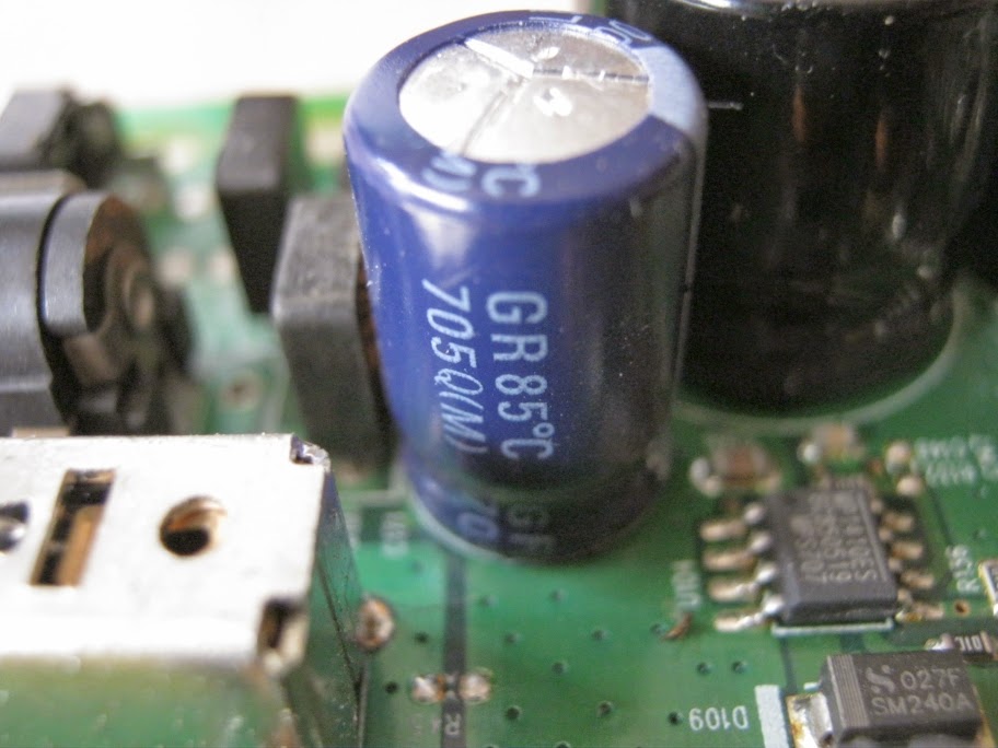 Grant Trebbin: Testing Capacitors From a Dead Modem