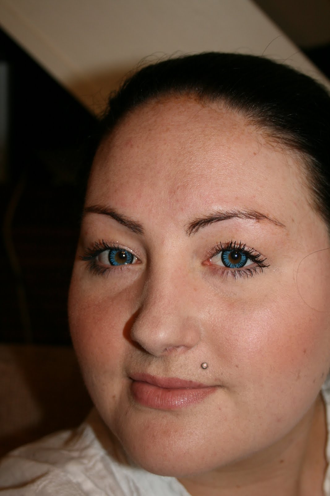 Blogger of a Makeup Addict: Coloured Contact Lenses Part Two