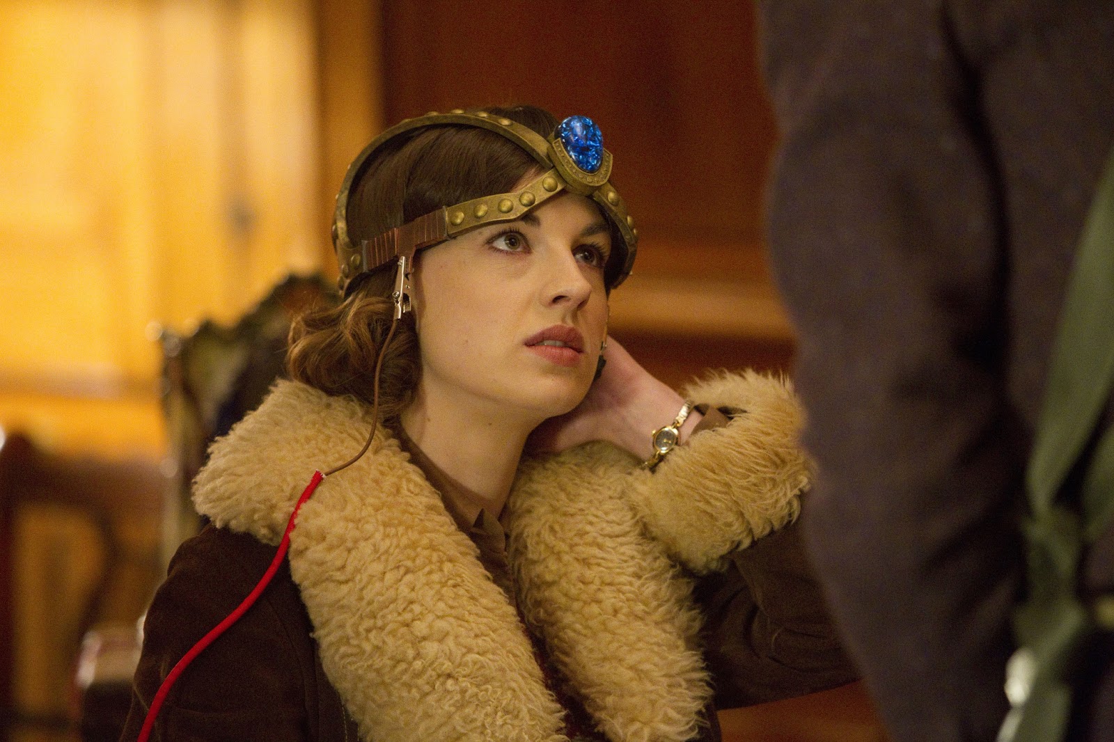 Life, Doctor Who & Combom: New Doctor Who: Hide Promotional Images Released