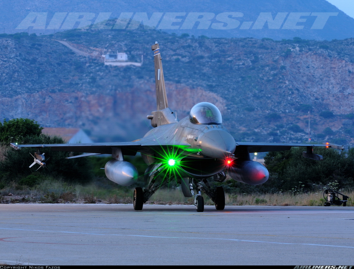 MILITARY: 대한민국 공군 전투기 (KF-16)