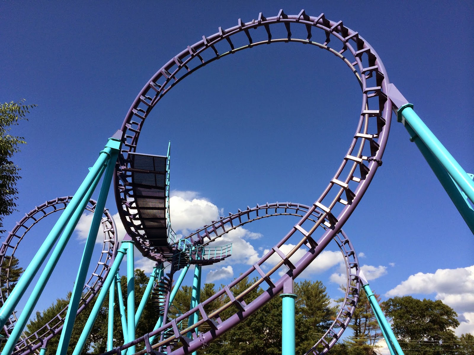 Lake Compounce 2014 - The Momma Diaries