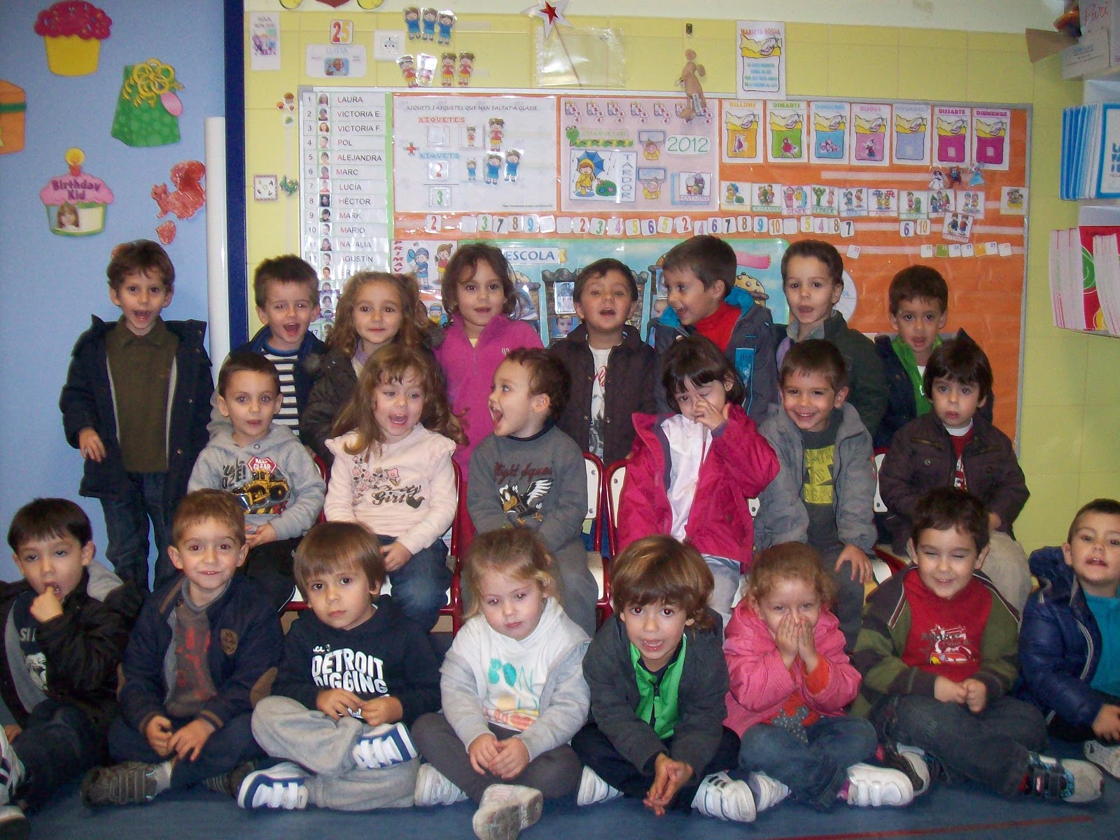 NensiNenes: MOLTA SORT ÀLVARO EN LA NOVA ESCOLA