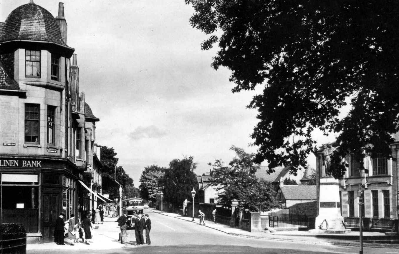 Tour Scotland: Old Travel Blog Photograph British Linen Bank Roman Road ...