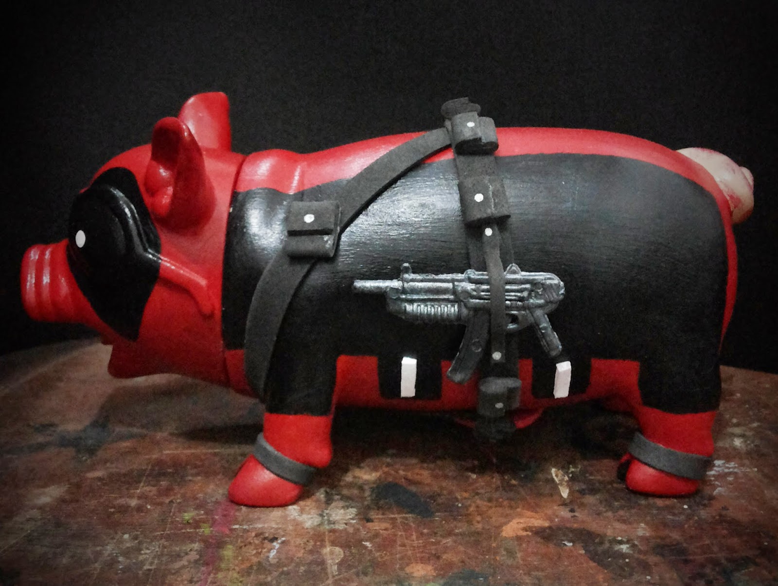 TazX: Custom vinyl Marvel Deadpool Pig