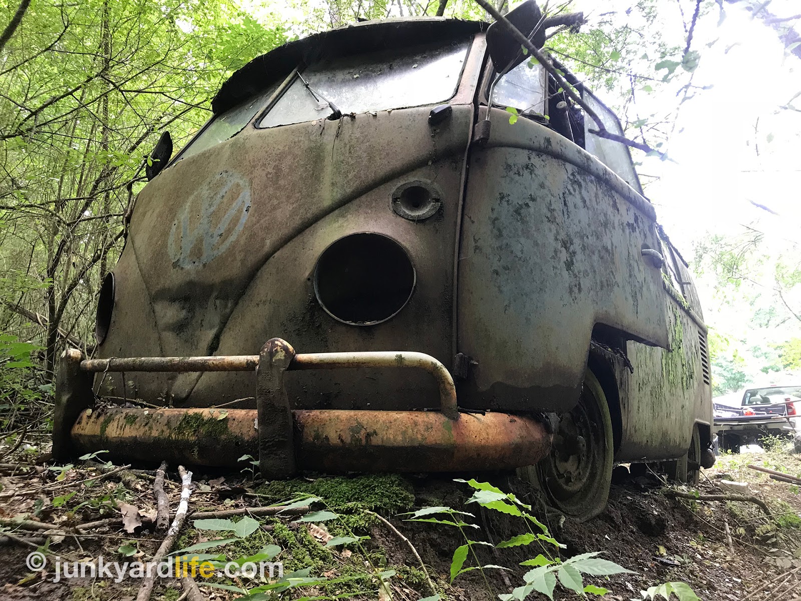 Junkyard Life: Classic Cars, Muscle Cars, Barn finds, Hot rods and part ...