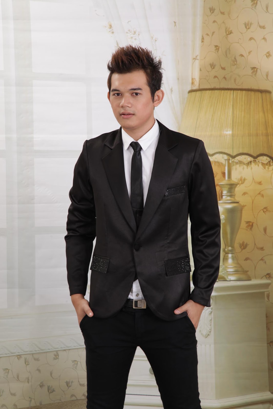 M y a n m a r H u n k s: Kyaw Kaung Htet