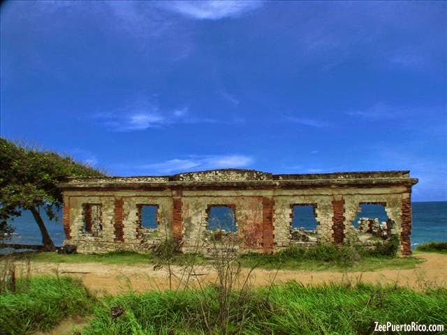 Puerto Rico, Isla Bella !!!: Ruinas Base Ramey {Aguadilla}