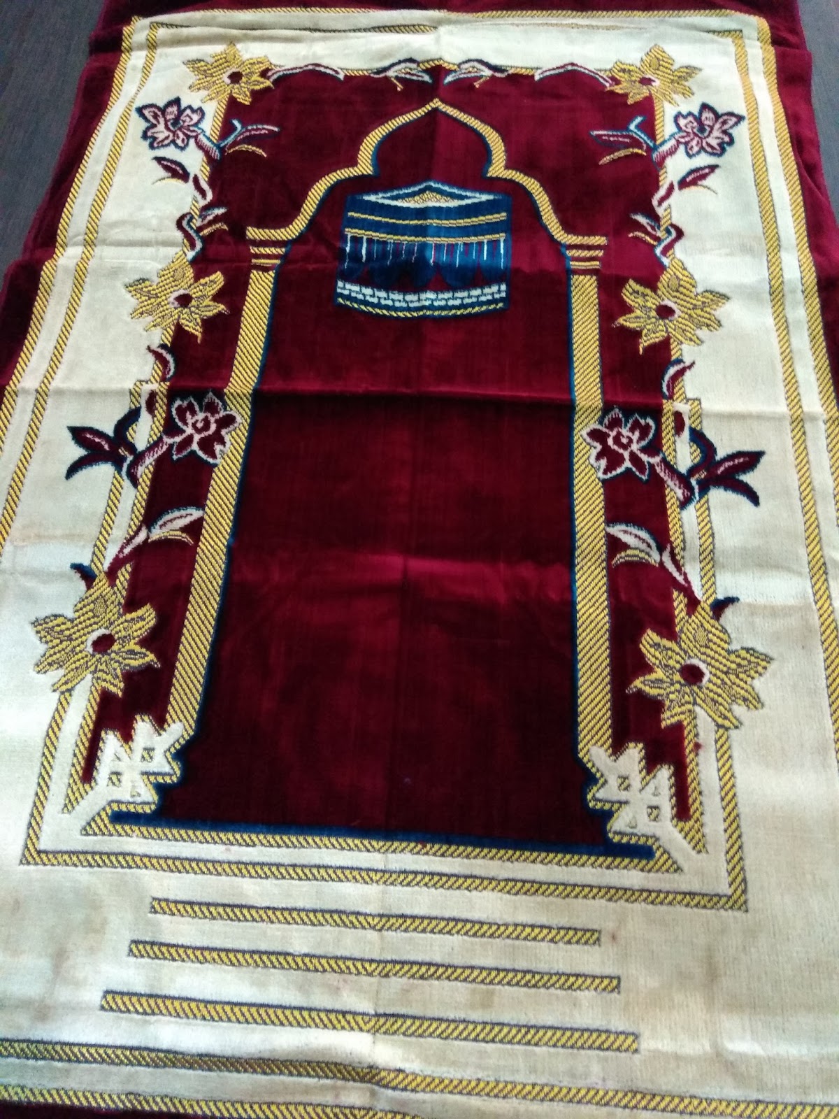 Jual Sajadah Import Berkualitas Tinggi Harga Murah: Sajadah Turki Tebal ...