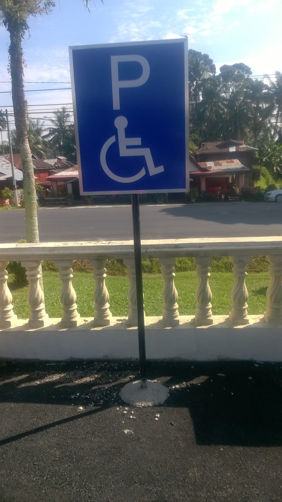 Yunis Khat: Pemasangan Papan Tanda Hospital Changkat Melintang