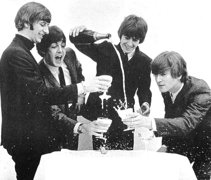 The Classic Music: The Beatles FUNNY MOMENTS :)