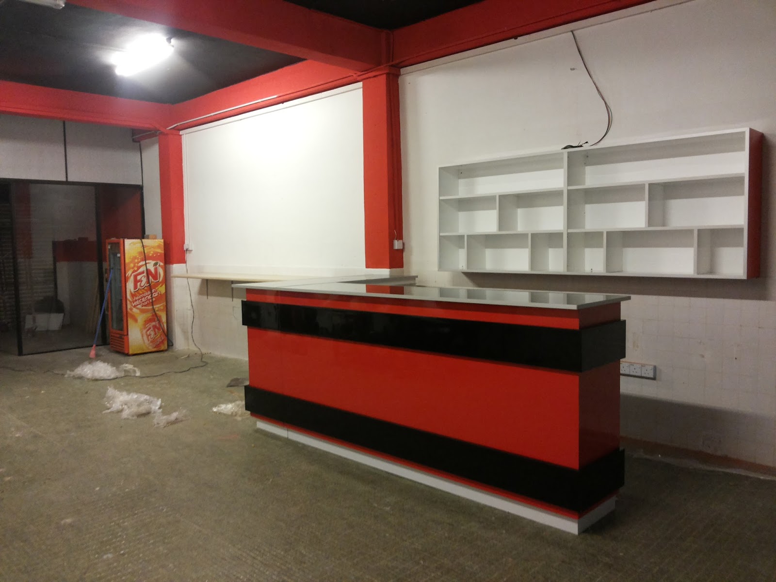 I - Home Deco: K2- Kaunter Kedai + Display Cabinet + Meja Bar ...