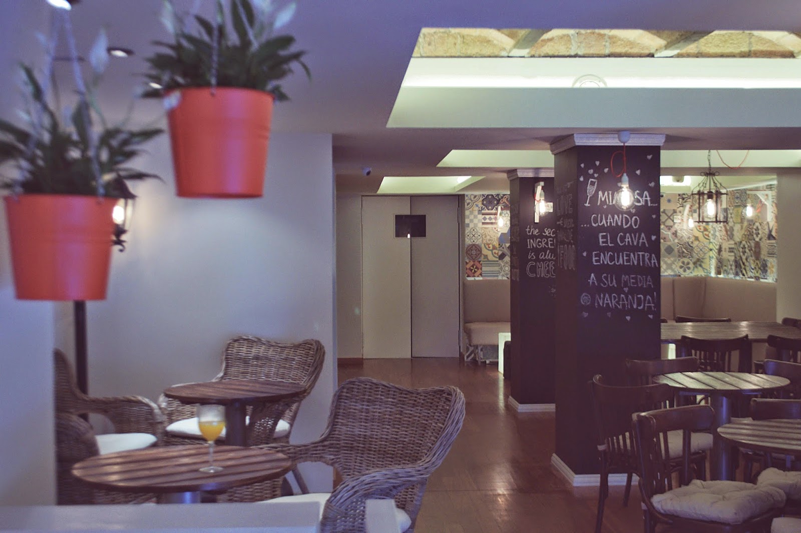 La Florinata: En la Ciudad: Alsur Café Llúria, un nuevo templo del ...