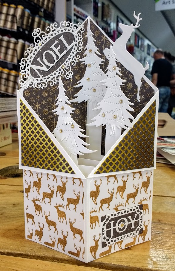 A Passion For Cards: Saturday's demo in Craftworld