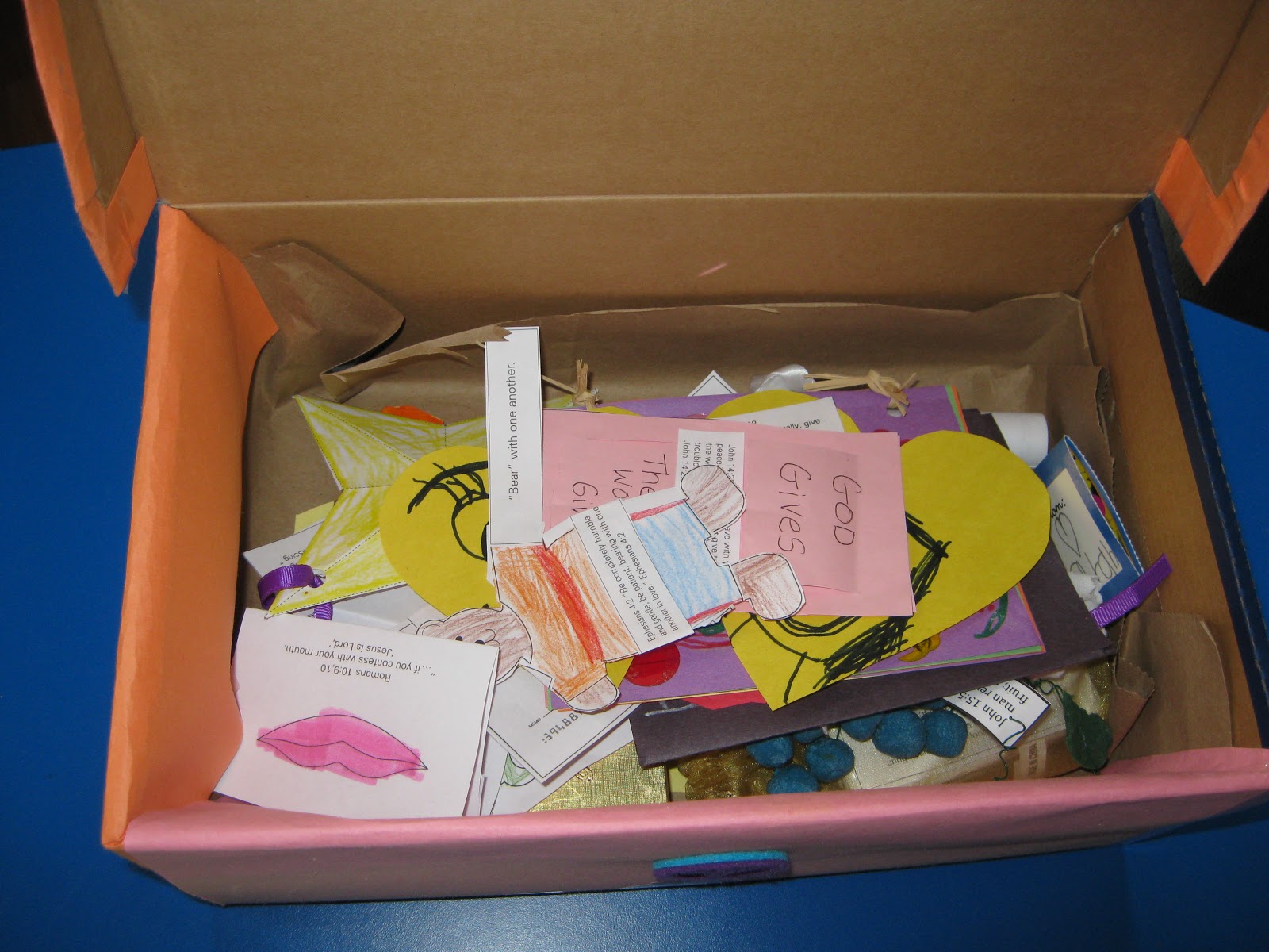 Solagratiamom: Favorite Bible Study for Kids!