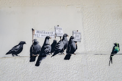 Aerohaveno: Review: The Art of Banksy