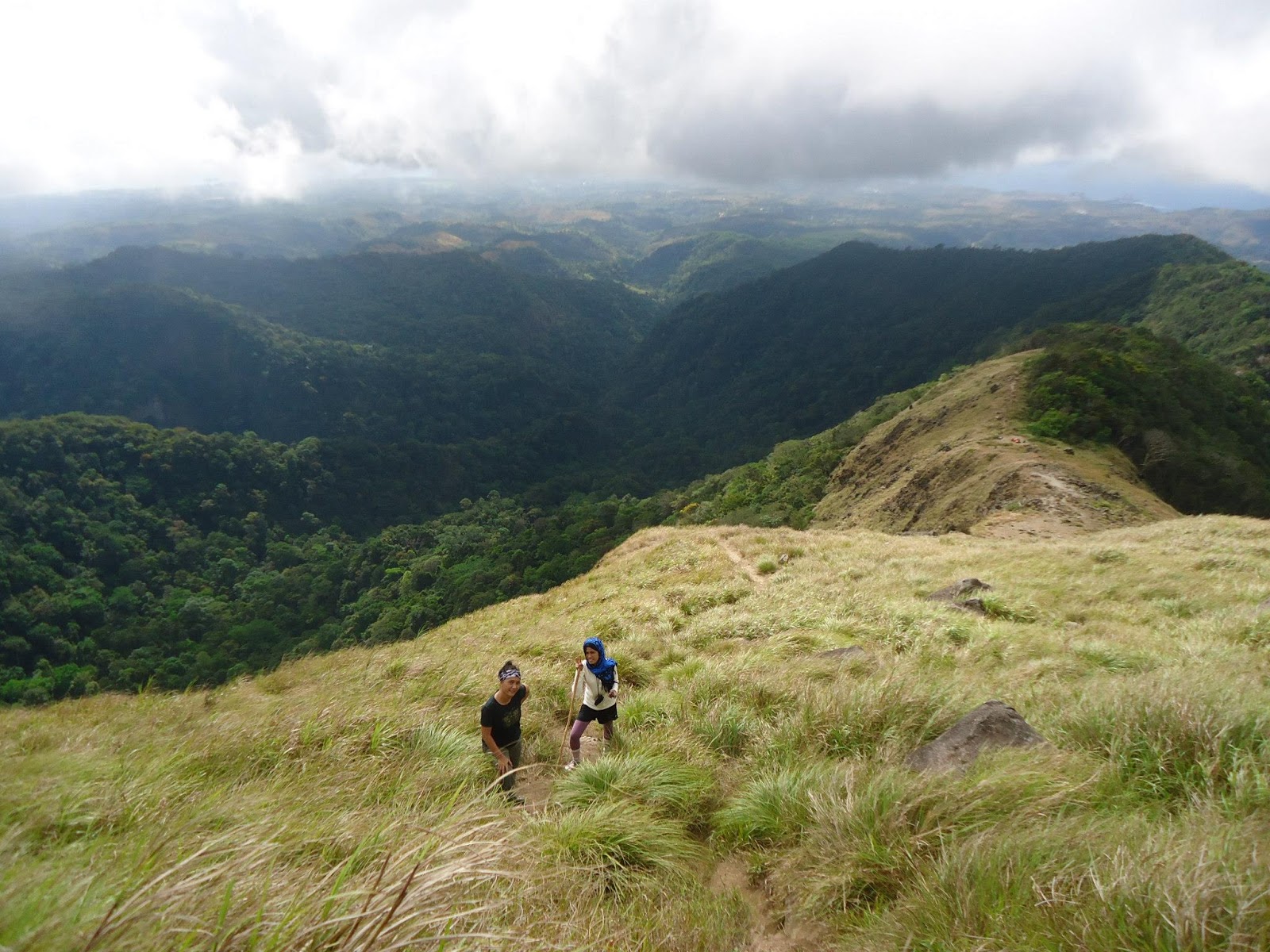Byaheng Jologs (Lakwatsera): Tarak Ridge...One of my Feared Mountain