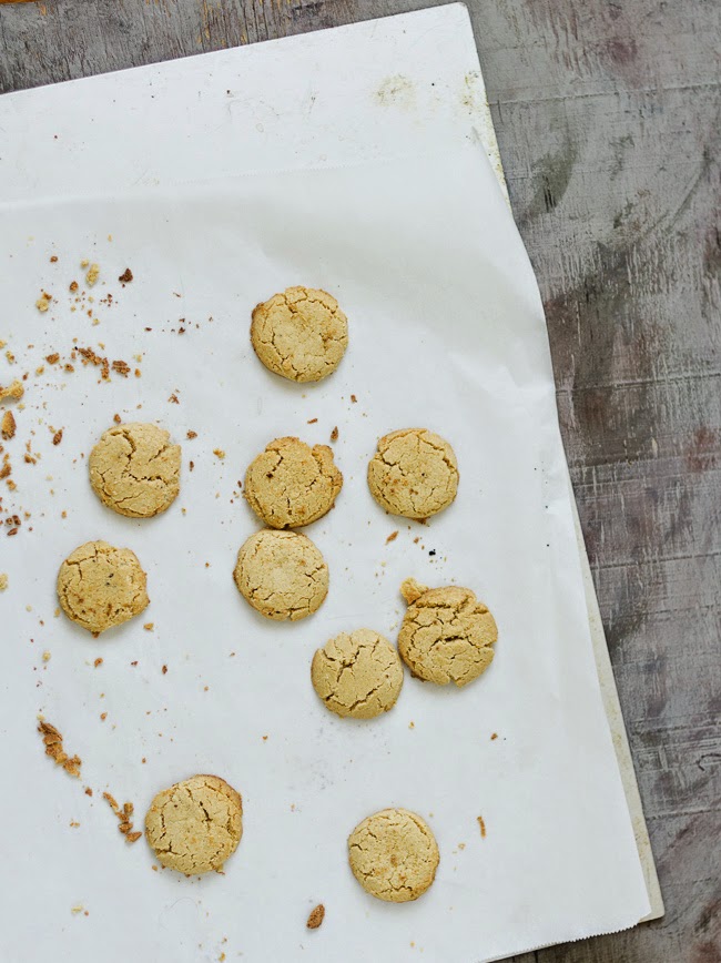nankhatai biskoot - A Bit Wholesomely