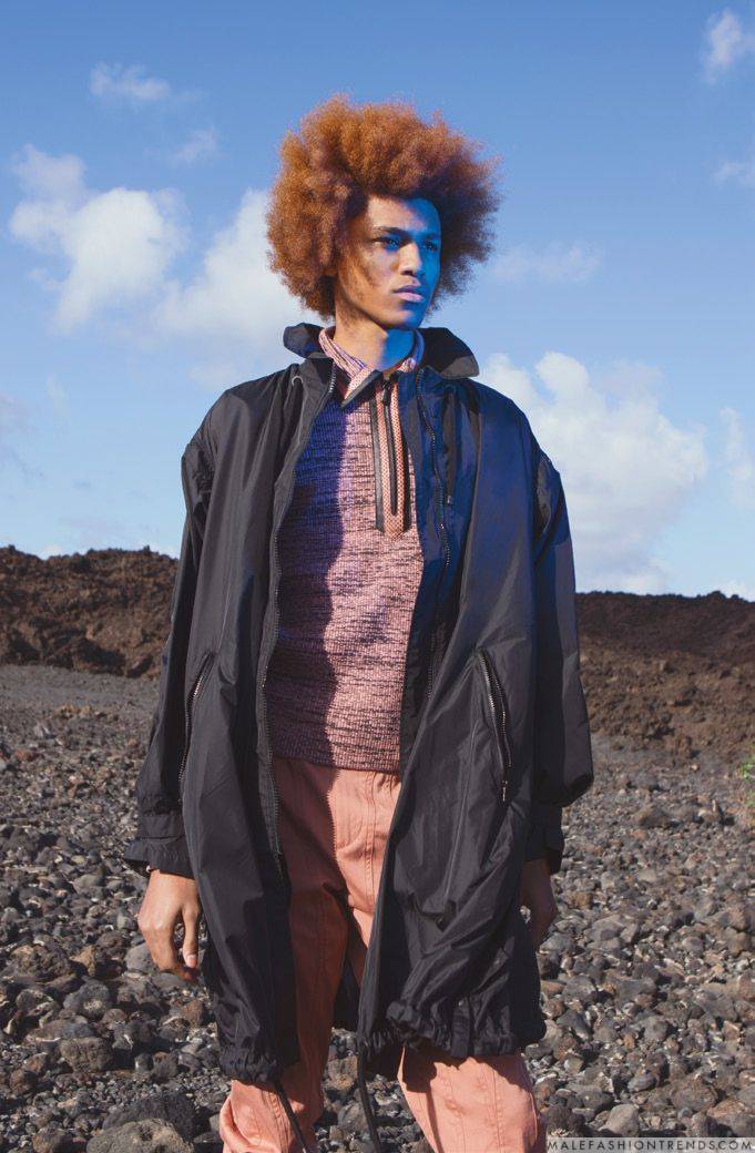 Michael Lockley para Essential Homme Magazine por Byron Mollinedo