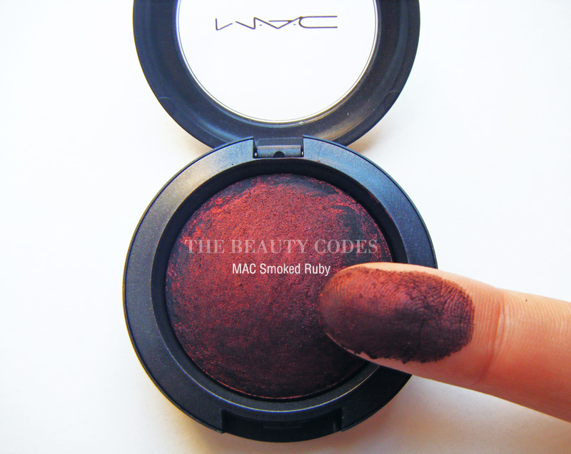 The Beauty Codes | Blog de Belleza y Maquillaje: MAC Smoked Ruby Eye Shadow