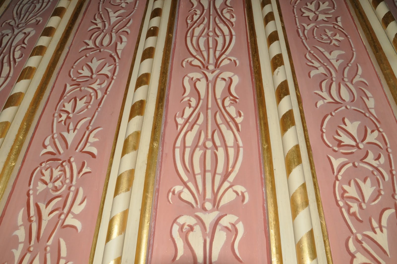 Orbis Catholicus Secundus: How to Paint Your Church: Stencil Work