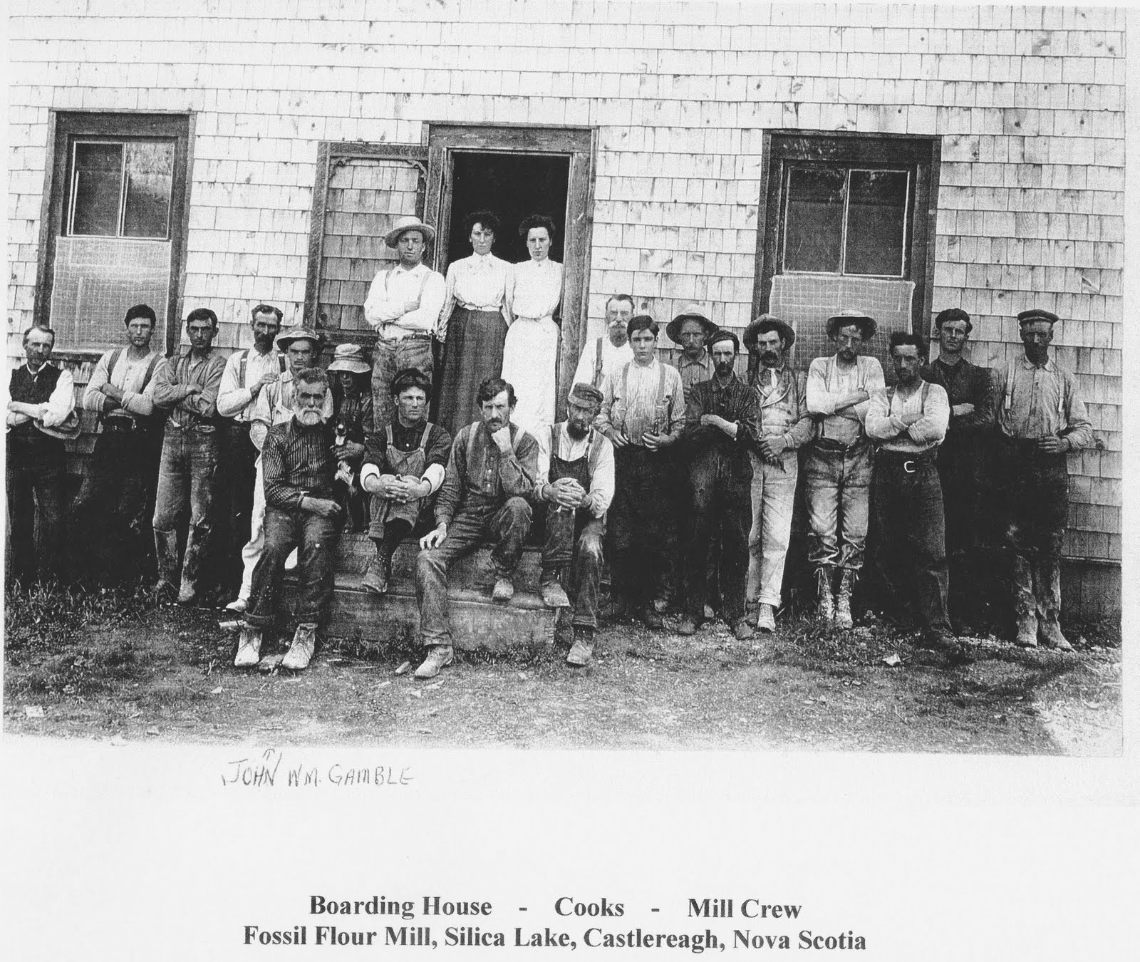 In Other Words.....: Love Story - John Bragg and Julia Gamble