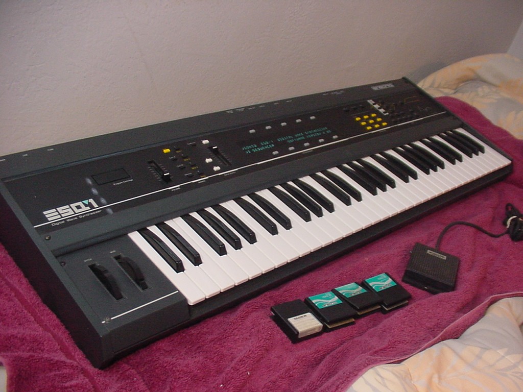 MATRIXSYNTH: ENSONIQ ESQ-1 DIGITAL WAVE SYNTHESIZER SN 14701 with Extras