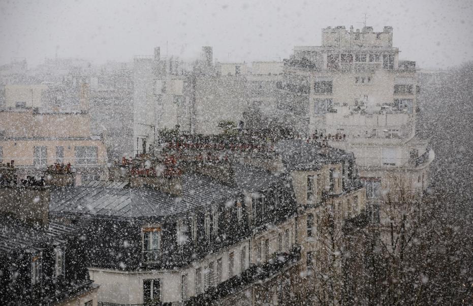 Il neige à Paris