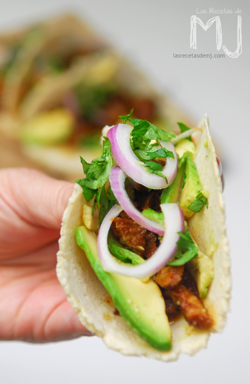 TACOS DE COSTILLAS DE CERDO EN ADOBO - Las Recetas de MJ