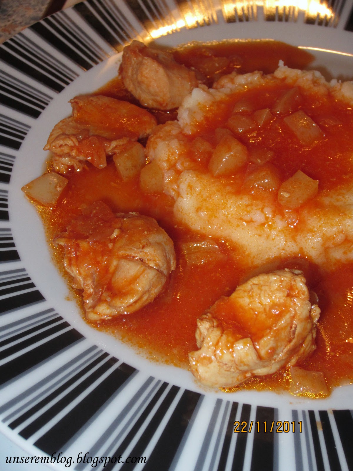 Mami & Amy's Kitchen: TOCANITA DIN PIEPT DE GAINA CU ARDEI GRAS