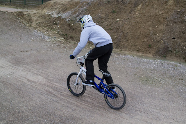 Technique en test: la photo de Sport (Vélo Cross) - | URBAN PHOTOGRAPHER