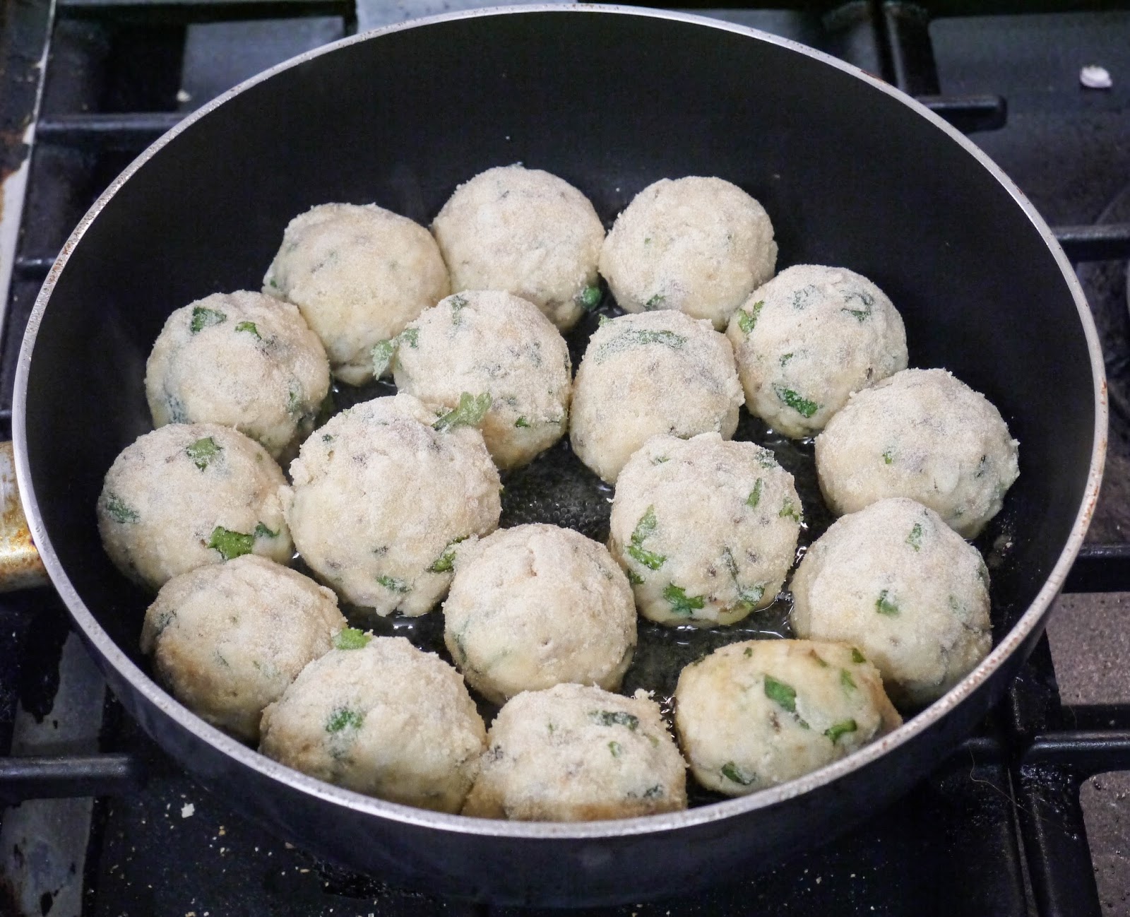 This Muslim Girl Bakes: Fish Kofta Curry.